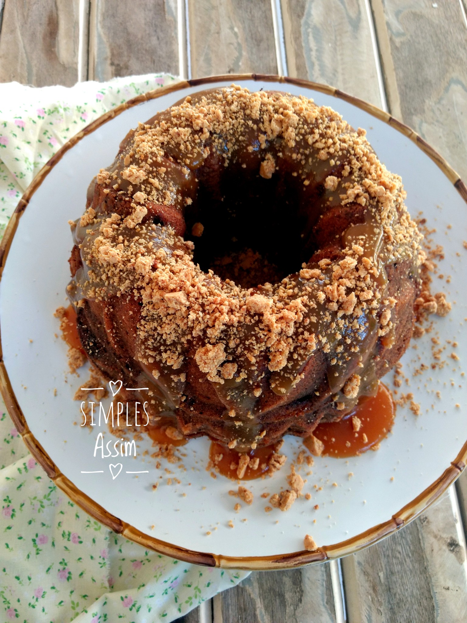 Bolo de maçã com mel e canela - Sabor irresistível - Simples Assim